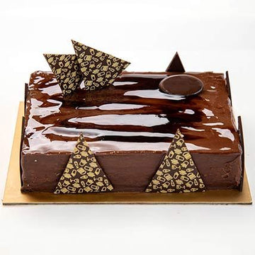 Order Cakes Online | Cakes Delivery | Cakes Shop In Kuwait - FNP KW